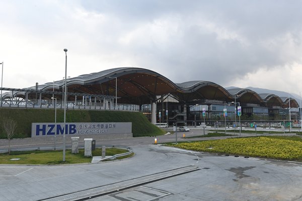 news.gov.hk - HZMB buses run smoothly