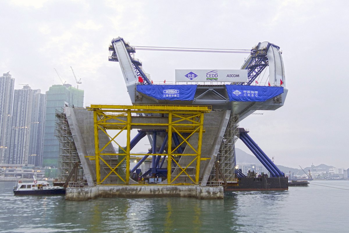 news.gov.hk - TKO link steel bridge erected