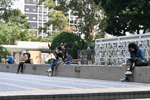 news.gov.hk - Helper contracts to be extended