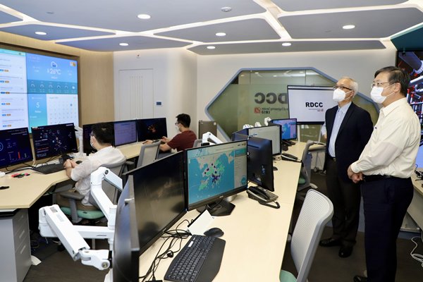 news.gov.hk - Environment chief visits EMSD