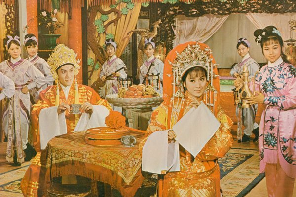 news.gov.hk - 2 Canto-opera films to be screened