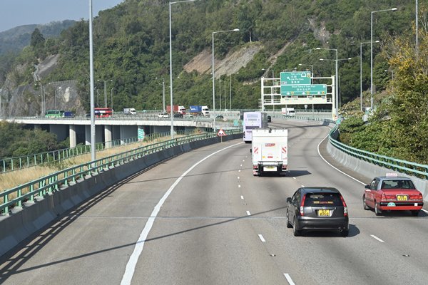 news.gov.hk - Cross-boundary traffic rule updated