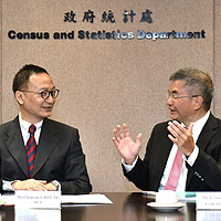 news.gov.hk - Clement Cheung visits statistics office