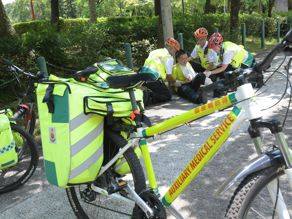 news.gov.hk - Riding to the rescue